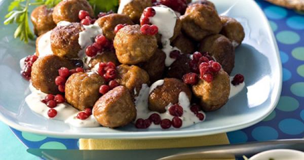 Suède - Köttbullars, les boulettes à la sauce suédoise | Culture ...