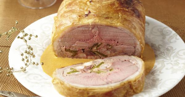 Recette de Filet d’agneau farci « terre & mer », bisque de crustacés au ...